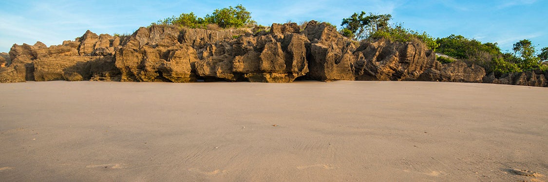 Cruises visiting Wessel Islands 2025-2026 | Wessel Islands Cruises ...