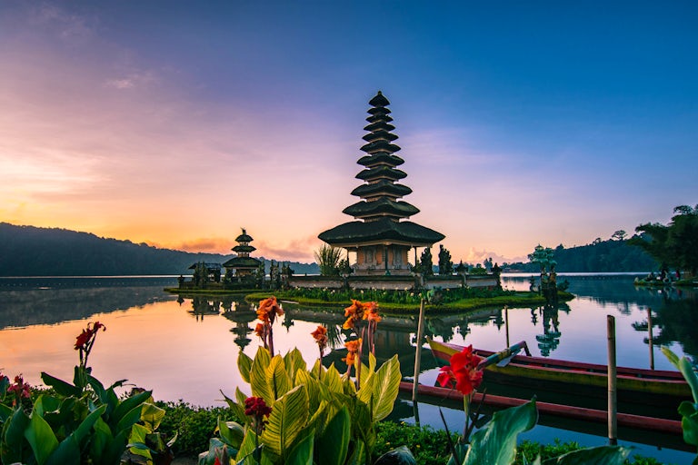 Southeast Asia Cruises 2025-2028 | Cruises from Southeast Asia $107/day